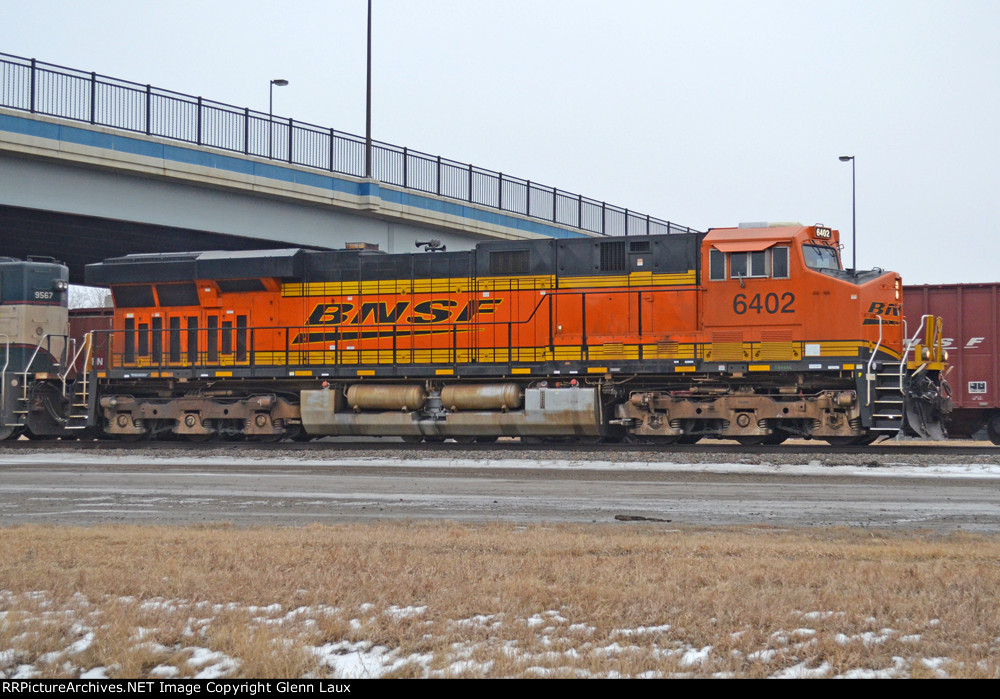 BNSF 6402